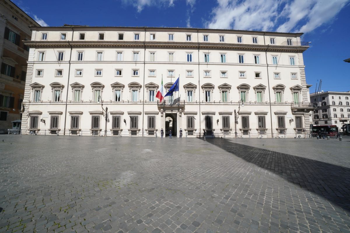 Palazzo Chigi “Green pass obbligatorio anche nelle mense aziendali ... Palazzo Chigi “Green pass obbligatorio anche nelle mense aziendali ...